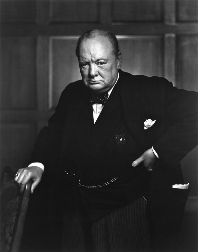 20 of the Most Famous Photographs in History - Learn the Backstory